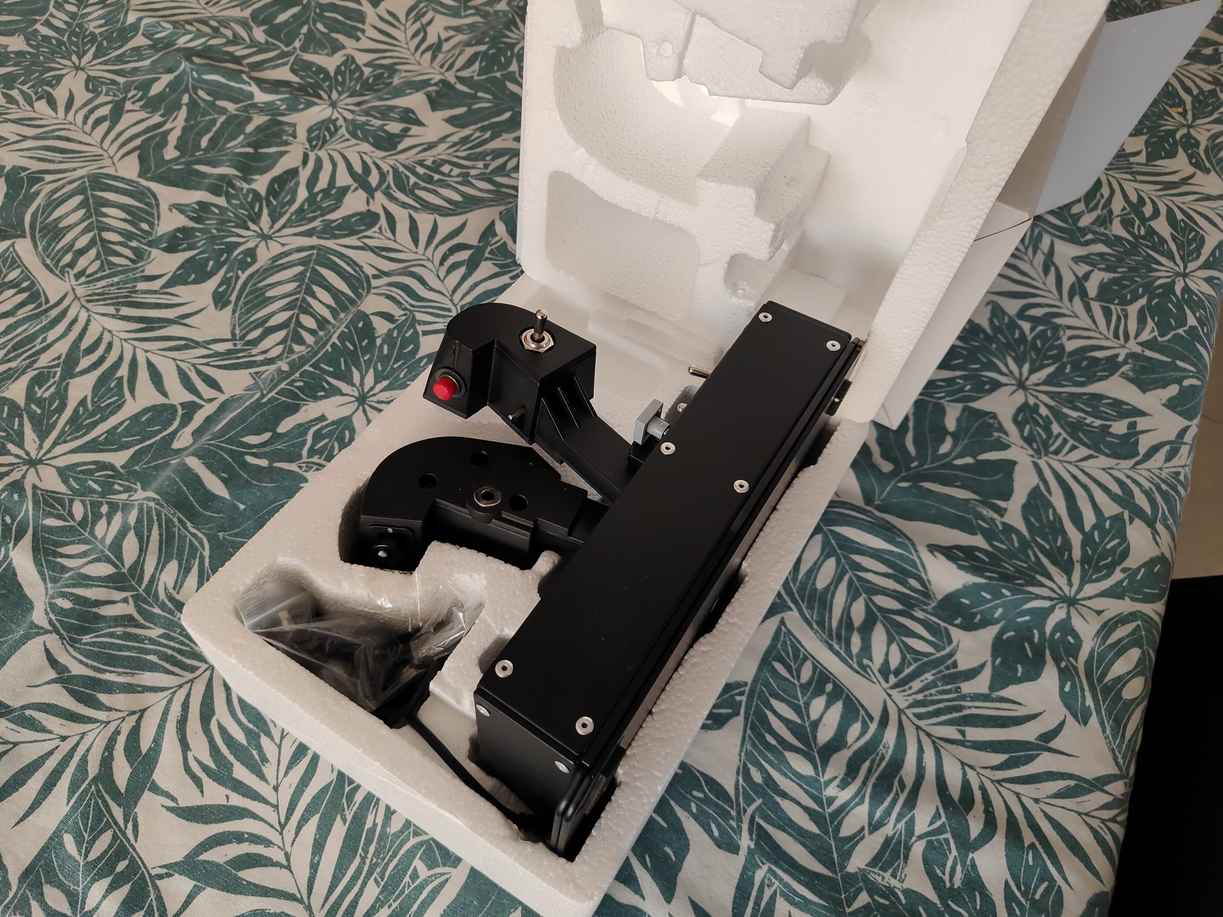 Thrustmaster Hotas Warthog Throttle + Slew upgrade DELTA SIM | Forum 36 ...